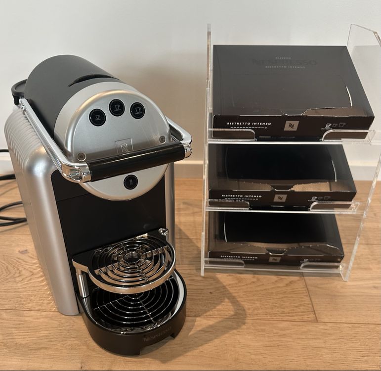 Nespresso Zenius ZN100 Pro Kaffeemaschine inkl. 150 Pads (Gebraucht) in ...