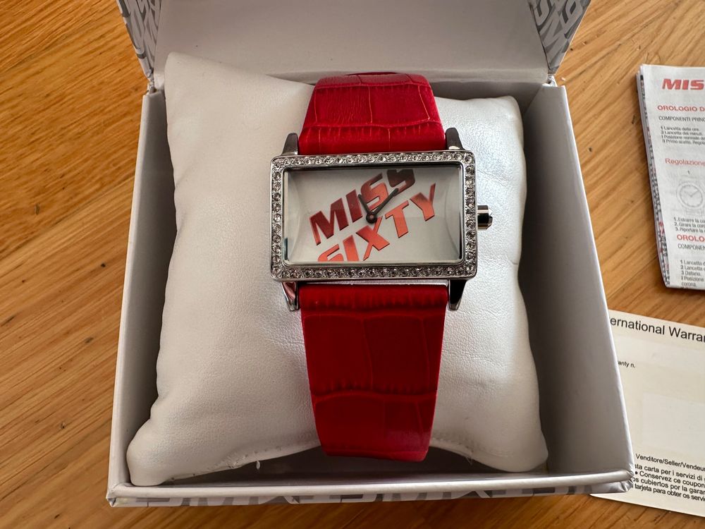Schöne neue Uhr der Marke MISS SIXTY Model SJ9002 (Neu und ...