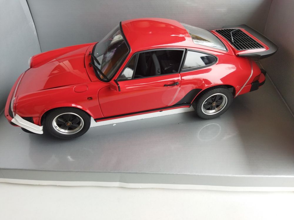 Porsche 911 Carrera coupé 3,2L rot/ Premium Classixxs 1/12 (Neu und ...