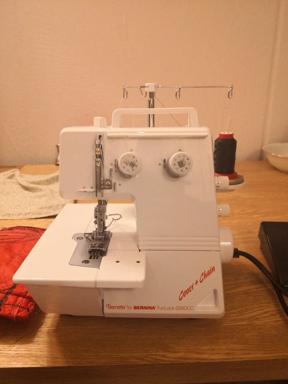 Bernina 009DCC Funlock Cover + Chain Stich Nähmaschine (Neu (gemäss ...