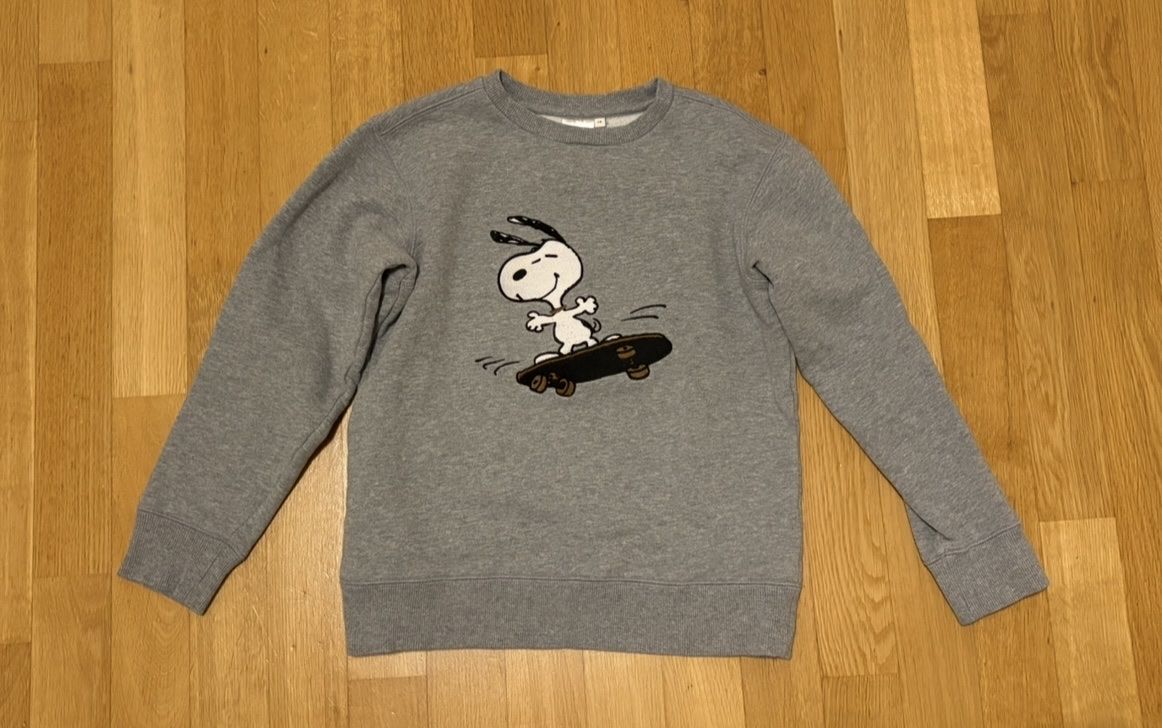 Pull Snoopy (D'occasion) à la tour de peilz pour CHF 9 – avec livraison ...
