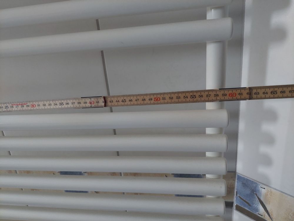 Heizkörper Badezimmer / Handtuchradiator (Gebraucht) in Flumserberg Theim für CHF 80 – nur ...