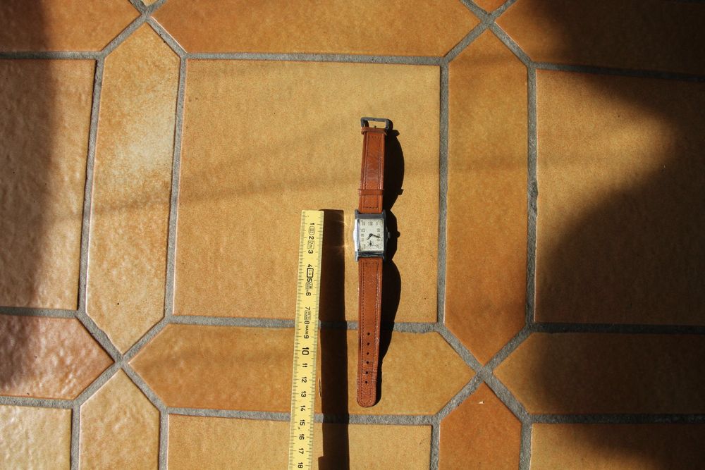 Armbanduhr Alt mit Band | Kaufen auf Ricardo