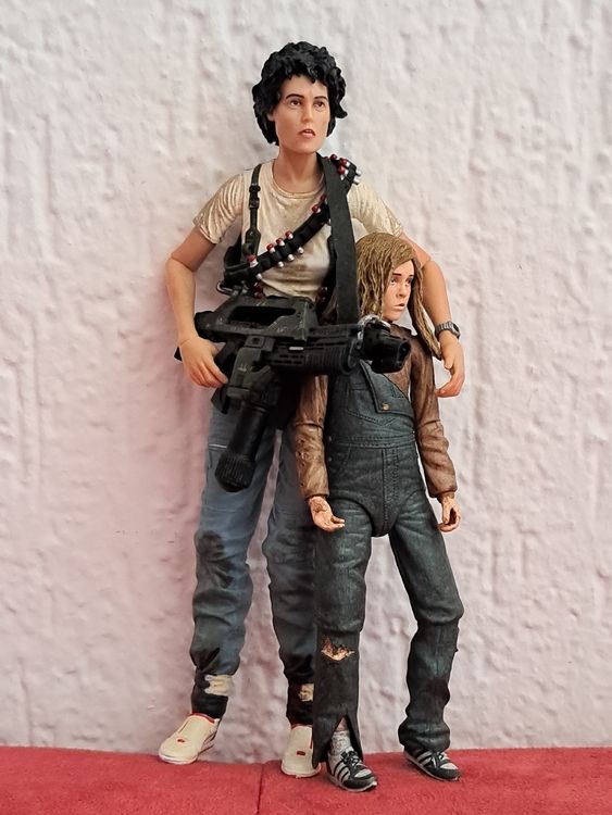 NECA | Aliens Ellen Ripley and Newt (Gebraucht) in Dottikon für CHF 25 ...