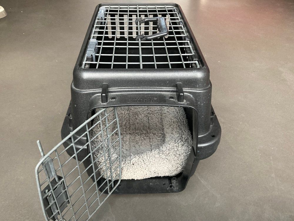 AniOne Transportbox mit Kissen (D'occasion) à Zürich pour CHF 20 – avec ...