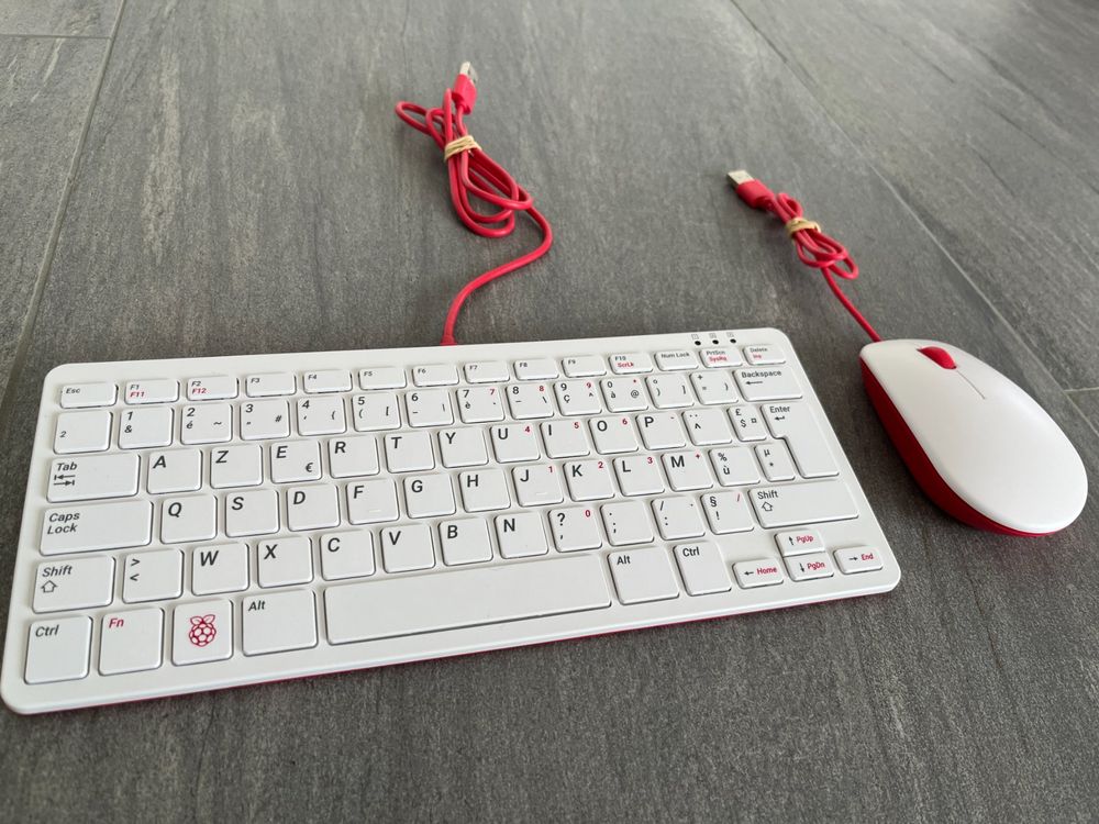 Raspberry Pi Keyboard and mouse (FR) (Neu (gemäss Beschreibung)) in ...