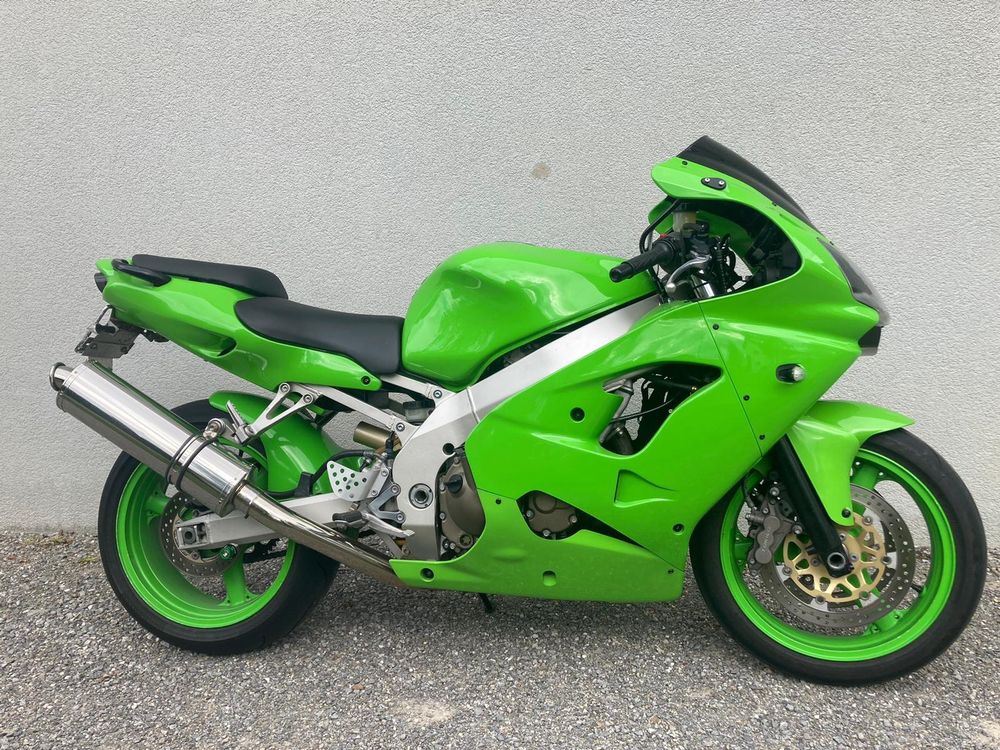Kawasaki Ninja ZX9-R (Gebraucht) in Wolfwil für CHF 1900 – nur Abholung ...