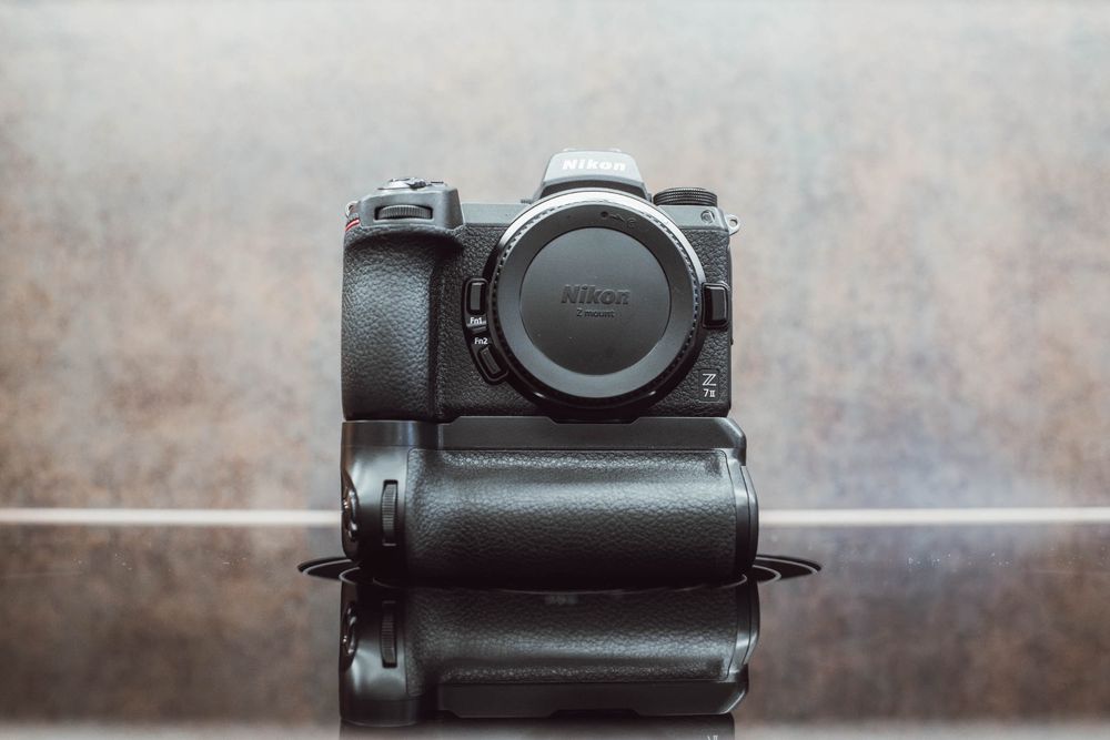 Nikon Z7ii inkl. MB-N11, 2 Akkus und Speicherkarten (Gebraucht) in Pfyn ...