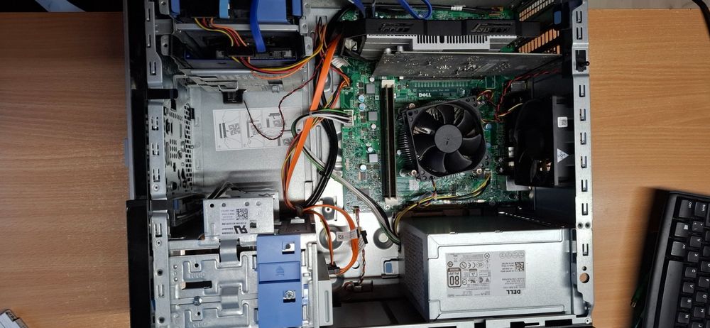 Dell Optiplex 5060, Intel Core i5, 8GB RAM, Top Zustand! (Gebraucht) in ...