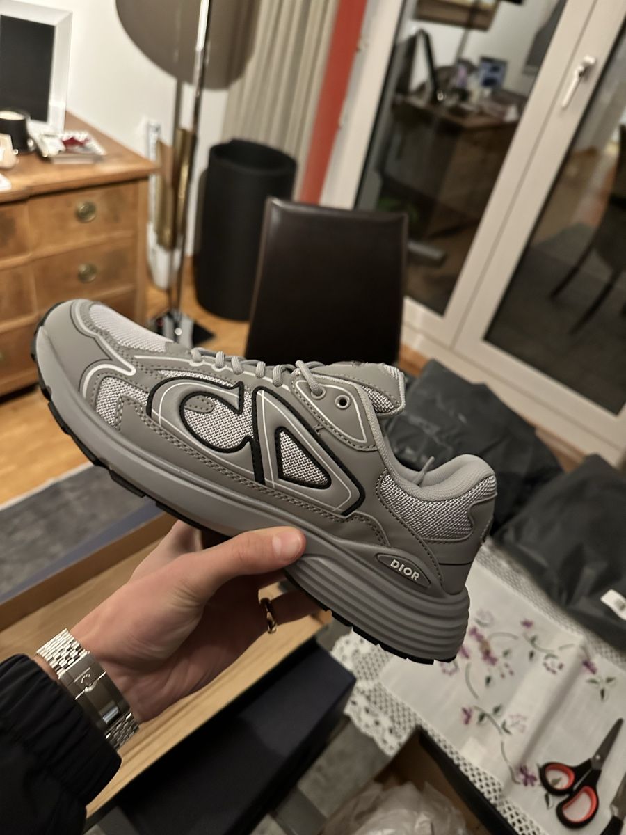 B30 grise 42 (Neuf (Voir description)) à Genève pour CHF 60 – avec ...