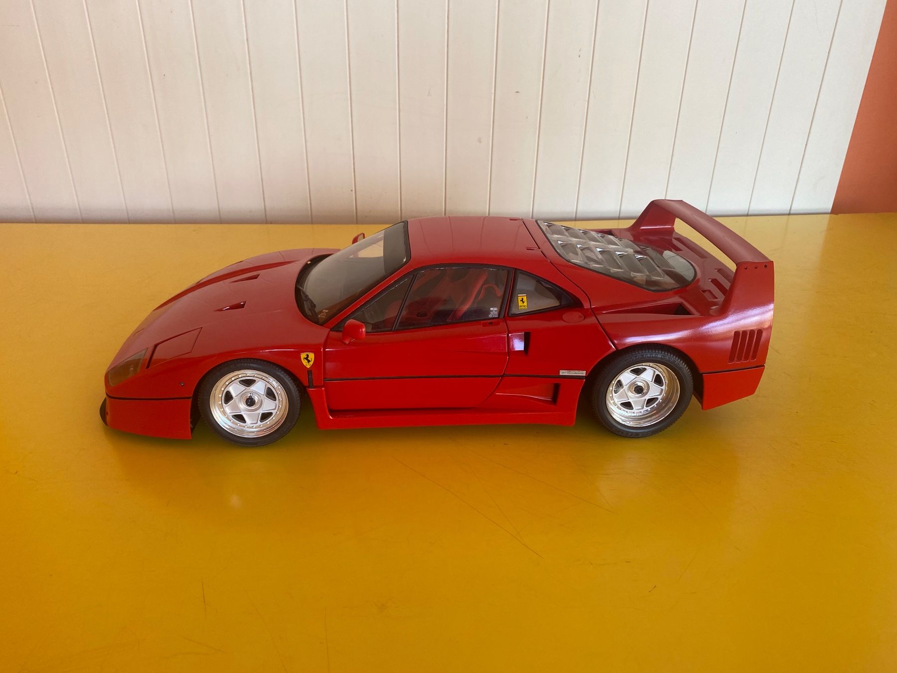 Pocher Ferrari F40 1/8 (D'occasion) à Bonfol pour CHF 420 – retrait ...