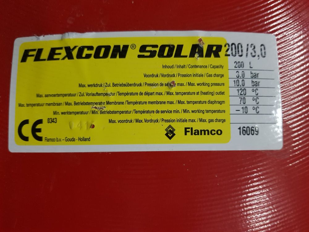 Solar Expansionsgefäss Flexcon 200ltr. | Kaufen auf Ricardo