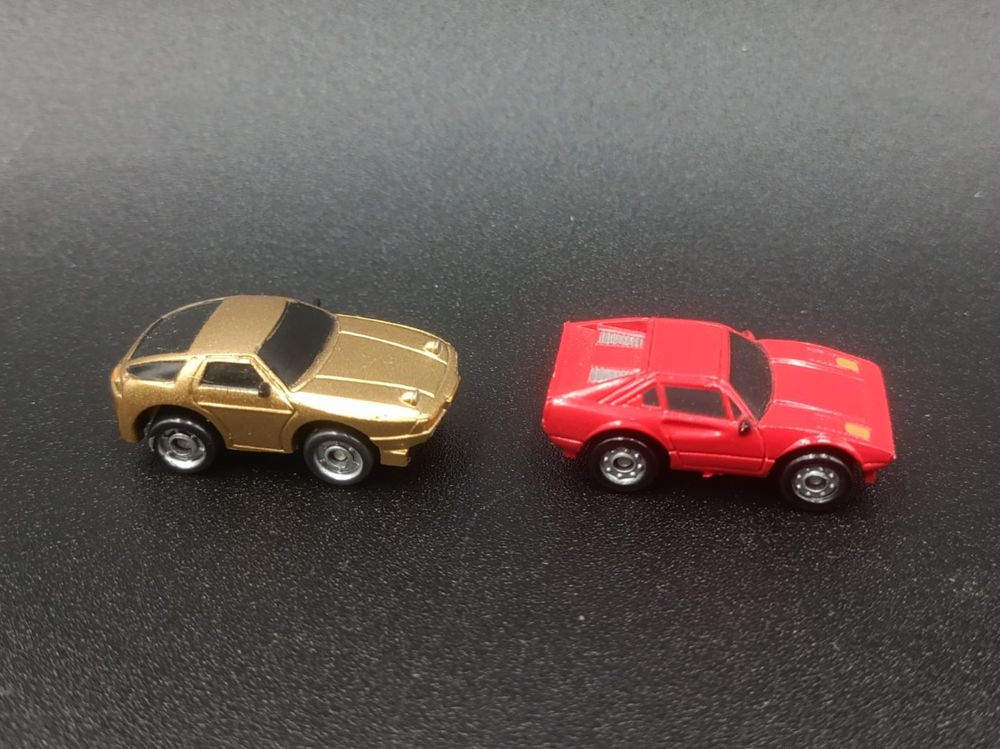 2 Micro Machines Autos, Porsche Ferrari, 90er Jahre (Gebraucht) in Wil ...
