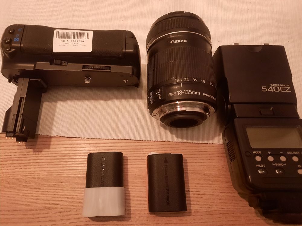 Canon EOS Zubehör: Batteriegriff, Objektiv & Blitz! (Gebraucht) in ...