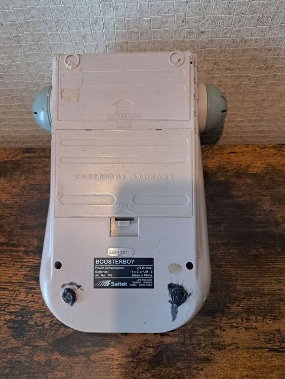 RARE Saitek Nintendo Gameboy Booster Boy (Defekt) in Basel für CHF 24 ...
