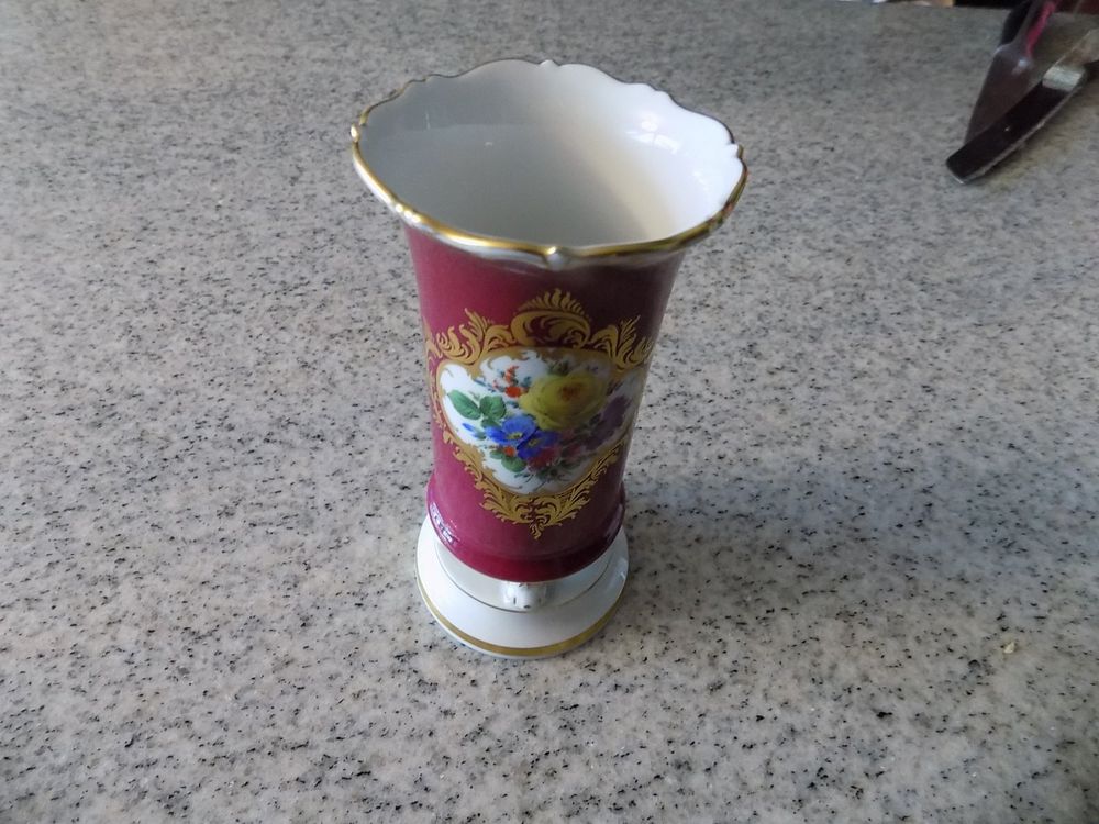Meissen porcelain vase (Gebraucht) in Aïre für CHF 67 – mit Lieferung auf Ricardo kaufen