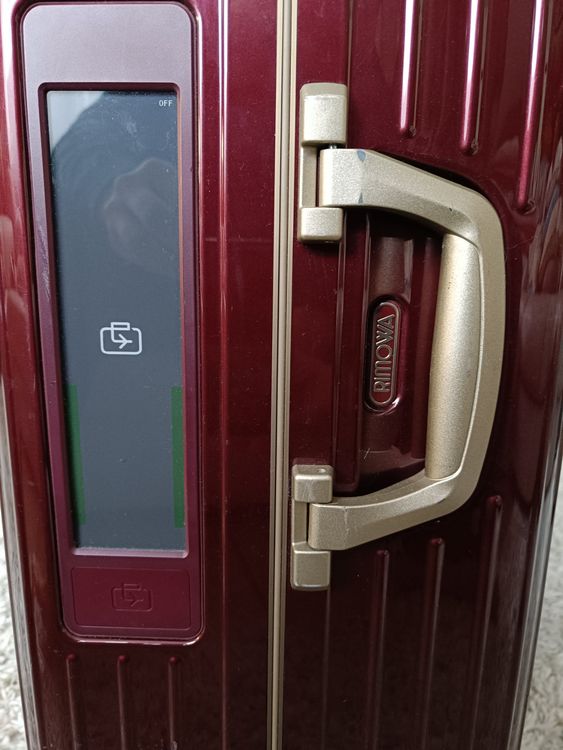 Rimowa Koffer Display Gross | Kaufen auf Ricardo