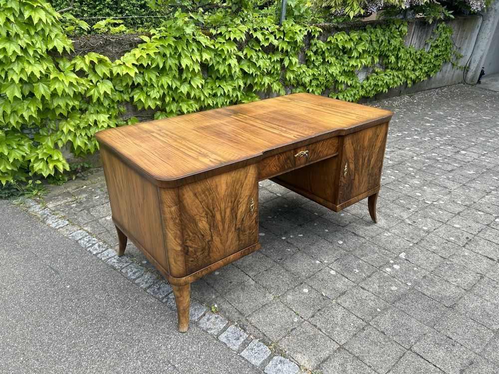 Stilvolle Antiker Schreibtisch Zu Verschenken Bild