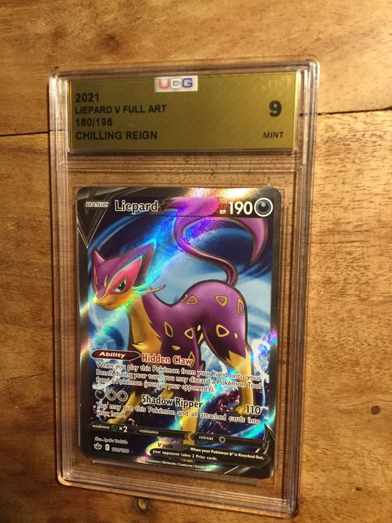 Liepard V Full Art, Chilling Reign (2021), UCG 9 Mint | Kaufen auf Ricardo