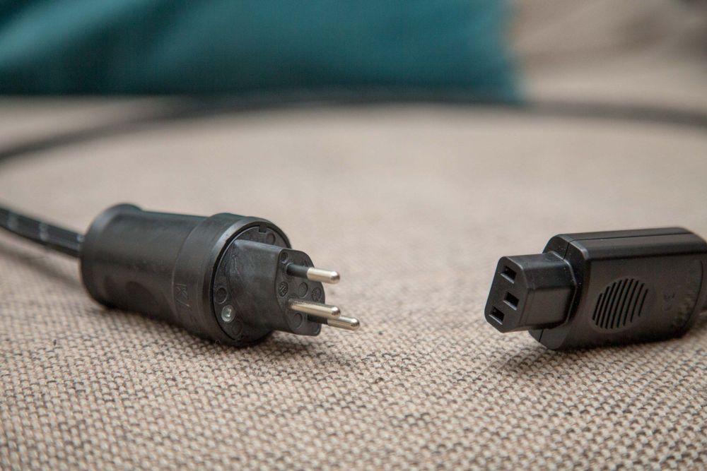 Mudra Akustik 1.5m Hifi Netzkabel für CH (Neu (gemäss Beschreibung)) in ...