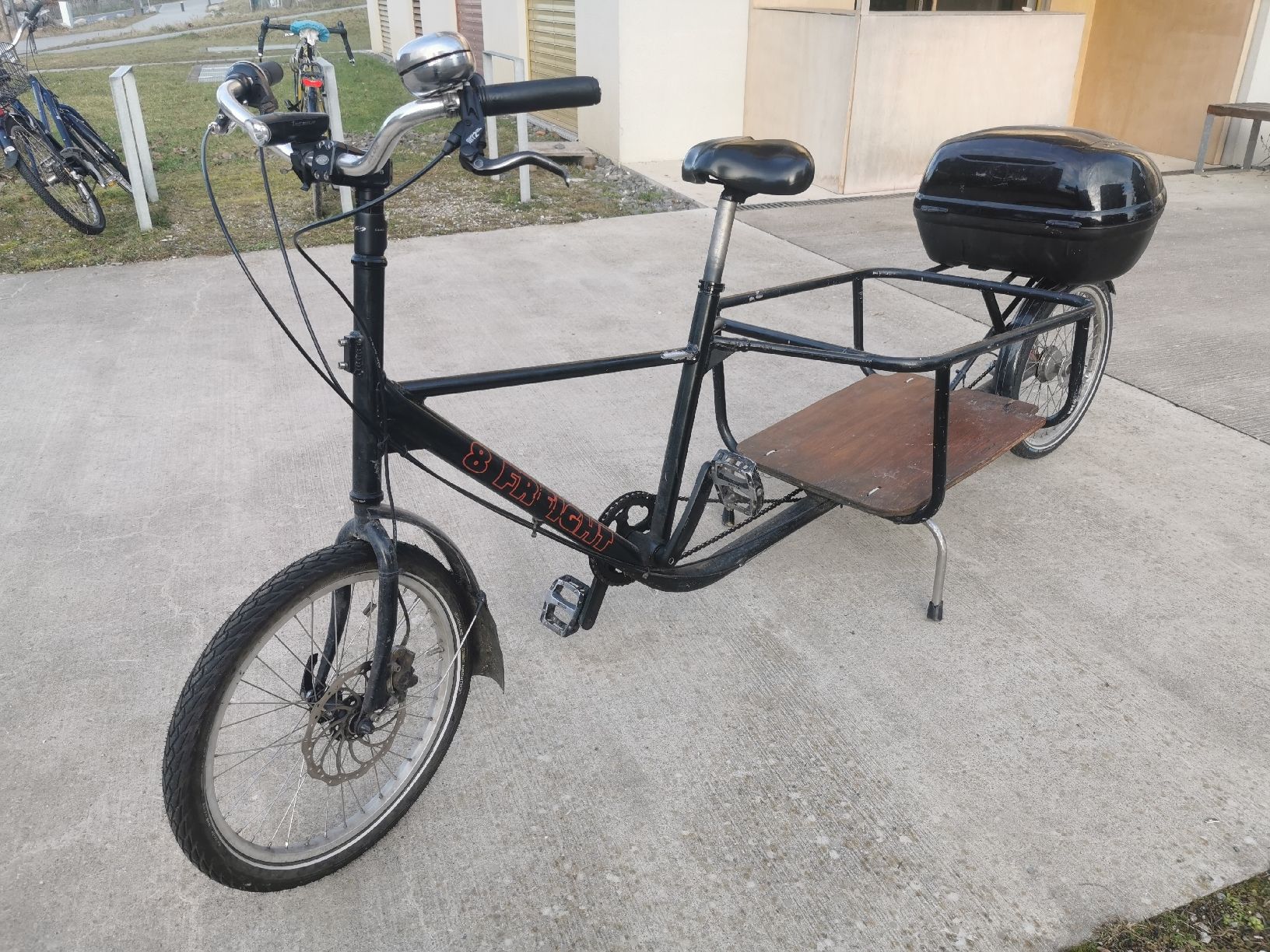 Vélo cargo 8 freight (D'occasion) à meyrin pour CHF 400 – retrait ...