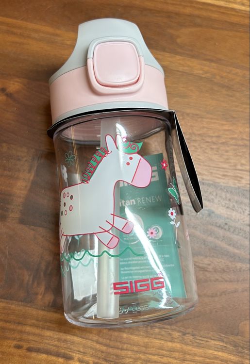 SIGG Trinkflasche Einhorn 350ml NEU (Neu und originalverpackt) in Dübendorf für CHF 12 – mit ...