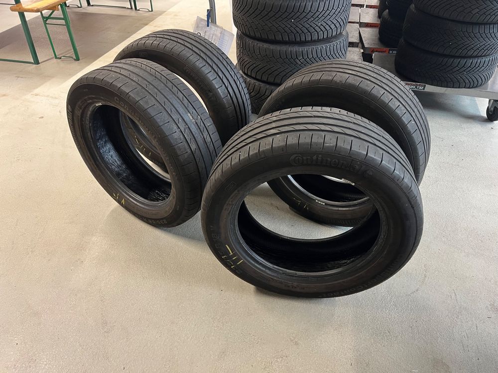 Verwunderlich Sommerreifen 235 55 R18 Bild