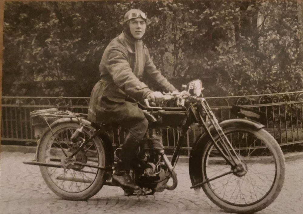 Oldtimer Motorräder Motorradfahren in der Schweiz (Neu und ...