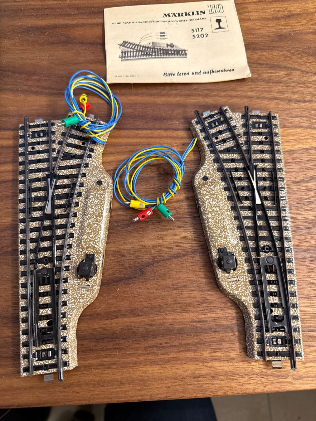 Märklin HO M-Gleis Weichenpaar 5202 mit OVP (Gebraucht) in Linthal für ...