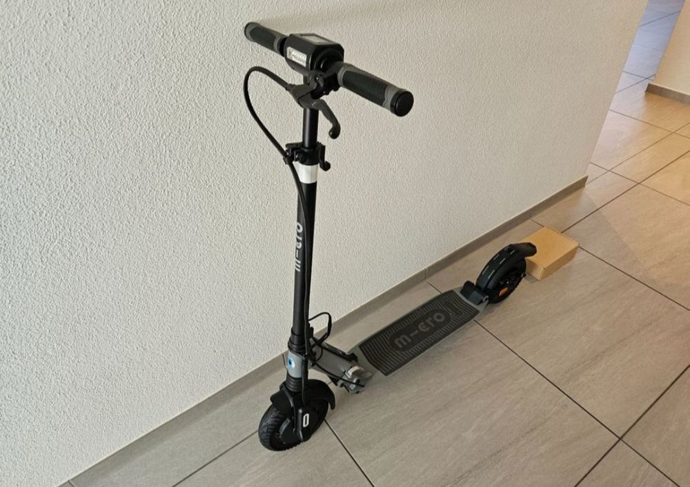 MICRO MERLIN E- SCOOTER/ NEU!!!! | Kaufen auf Ricardo
