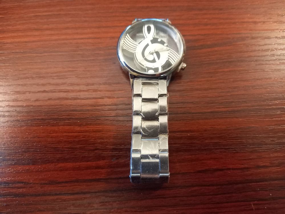 Quarz-Armbanduhr Musiknote / Montre quartz note de musique (Neu und ...