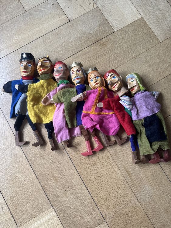 Set of 7 Vintage Hand Puppets – Hand-Carved & Hand-Painted – (Gebraucht ...