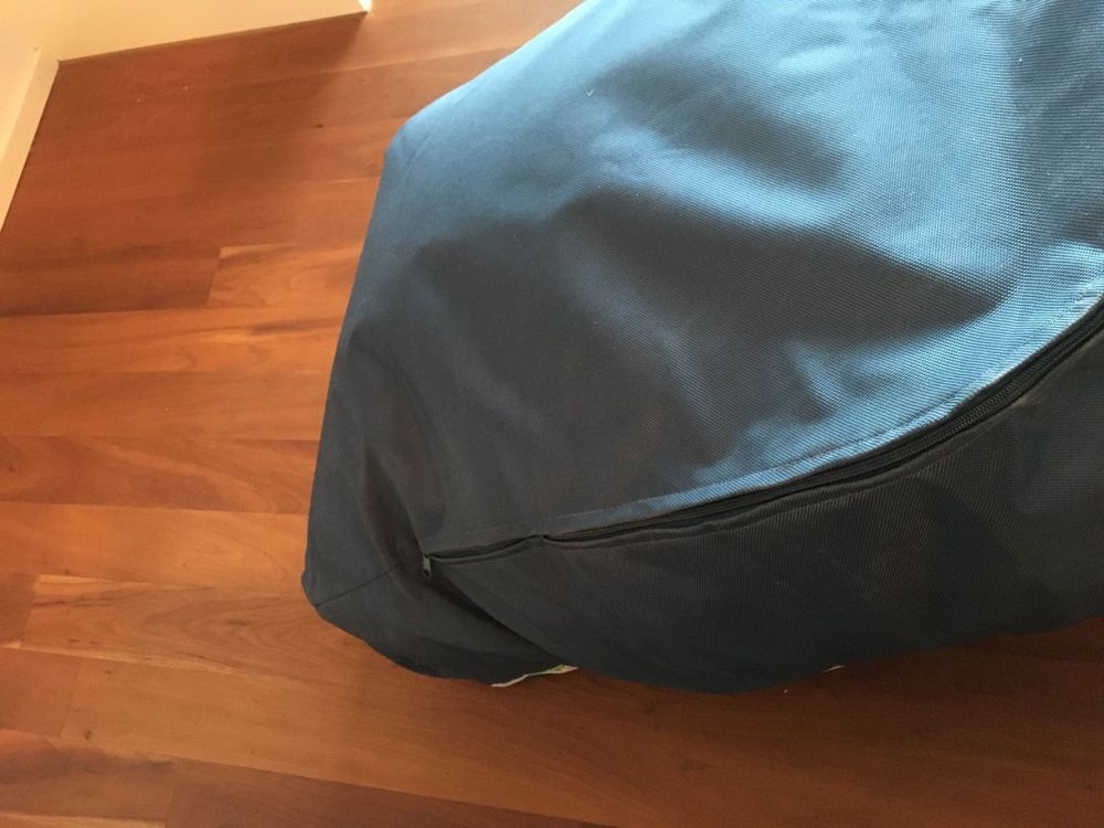 Sitzsack Zone3 blau mit Verlängerung für Füssen (Gebraucht) in ...