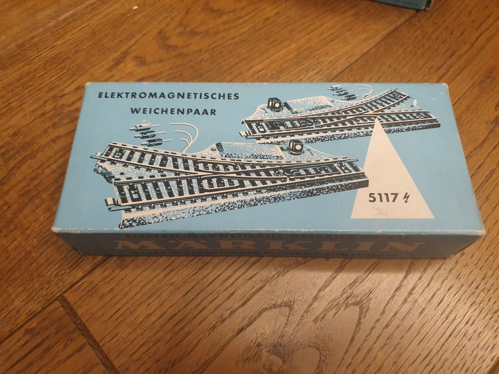 Märklin 5117 Weichenpaar M-Gleis H0 (Gebraucht) in für CHF 11 – mit ...