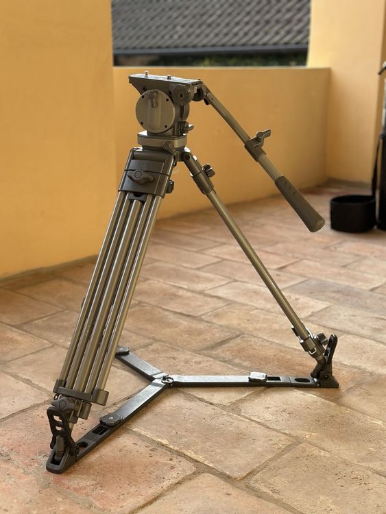LIBEC 60 T90 100mm tripod | Kaufen auf Ricardo