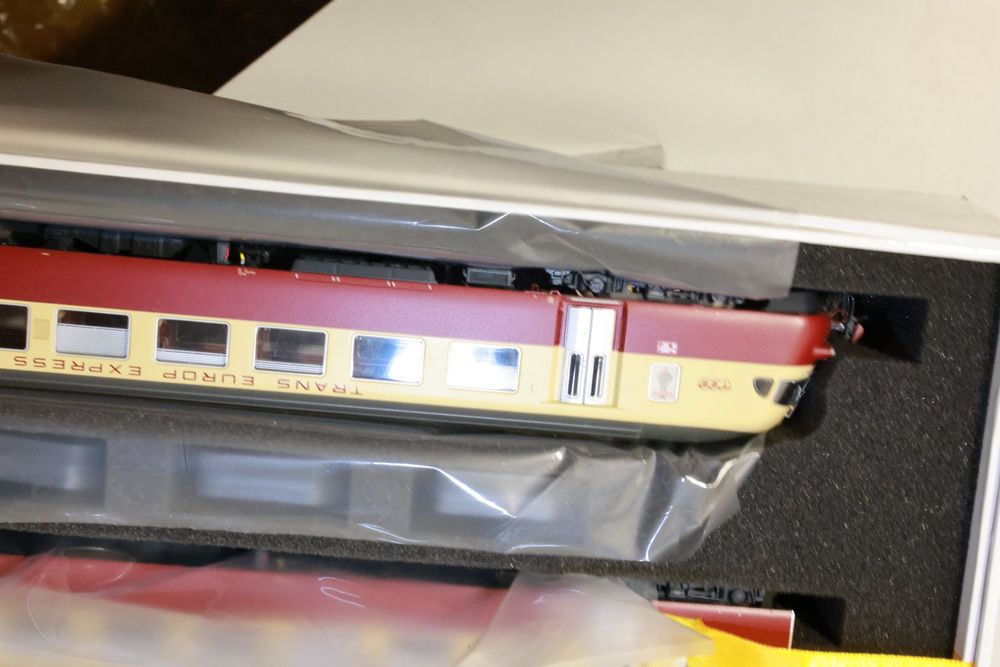 SBB RAe TEE II 1052 LS Models 17021 - lesen! (Neu (gemäss Beschreibung ...