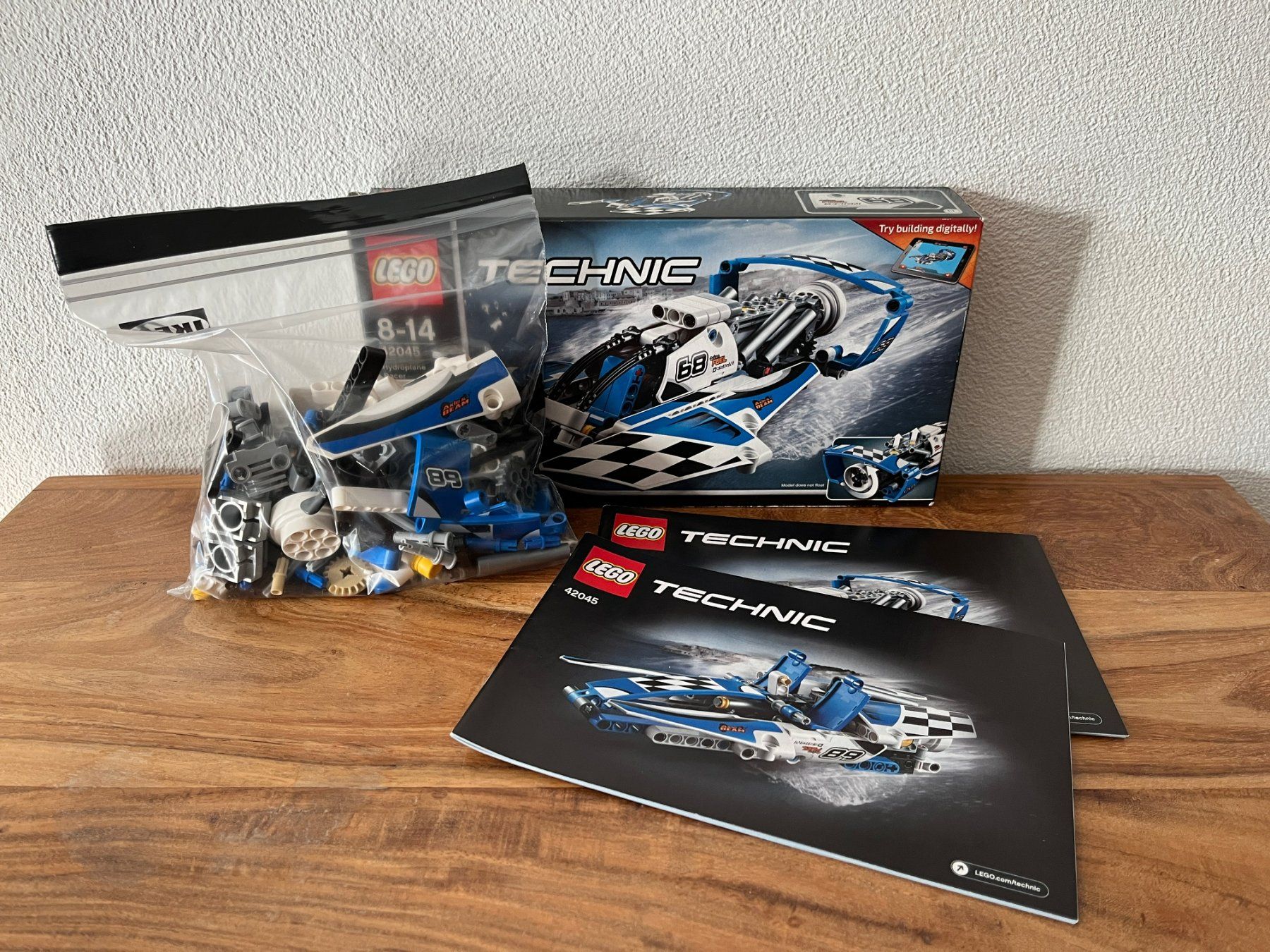 LEGO Technic 42045 Hydroplane Racer (Gebraucht) in Einsiedeln für CHF ...