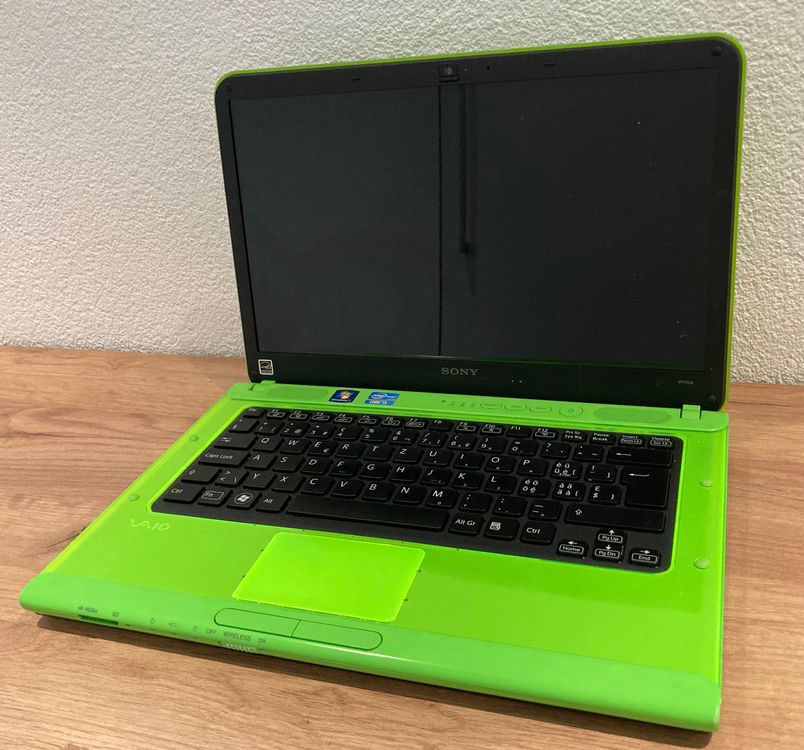 Sony Notebook (Gebraucht) in Tann für CHF 14 – mit Lieferung auf ...