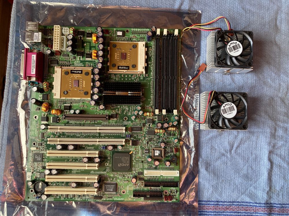 Tyan Tiger MPX S2466 dual Socket A - 2x AMD Athlon MP 2200+ (Gebraucht ...