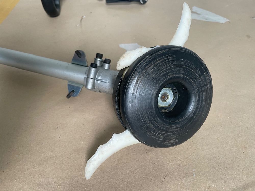 Makita DUX60 Rasentrimmer mit Zubehör | Kaufen auf Ricardo