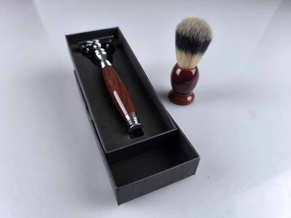 Rasierhobel Set mit Rasierpinsel Holzoptik – neu (Neu (gemäss ...