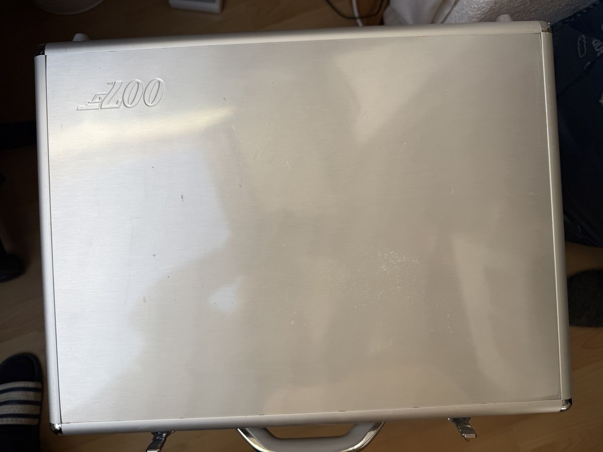 James Bond 007 Ultimate Collection DVD-Box, 20 DVD bis 2002 (Gebraucht ...