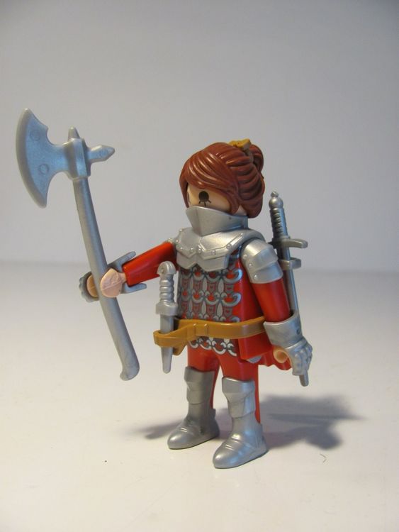 Playmobil Figures Serie 18 Ritterin Kämpferin (Neu (gemäss Beschreibung ...