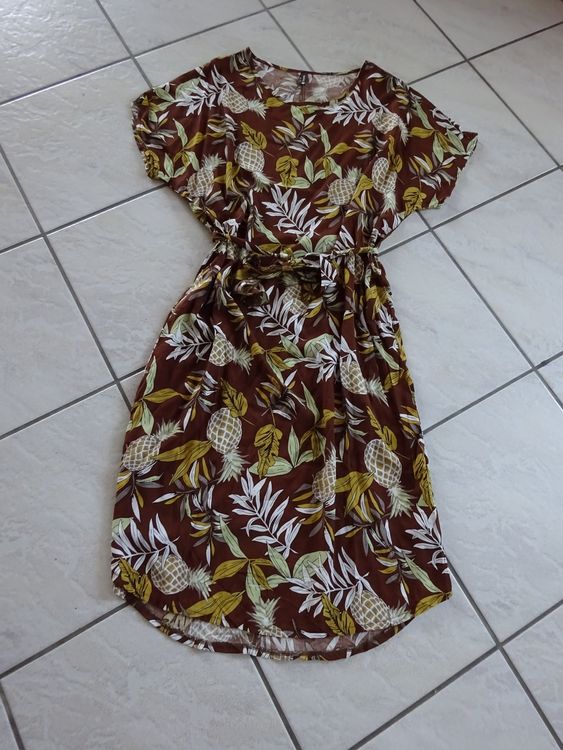 Schönes Longkleid/Chicoree (Neu (gemäss Beschreibung)) in Oftringen für ...