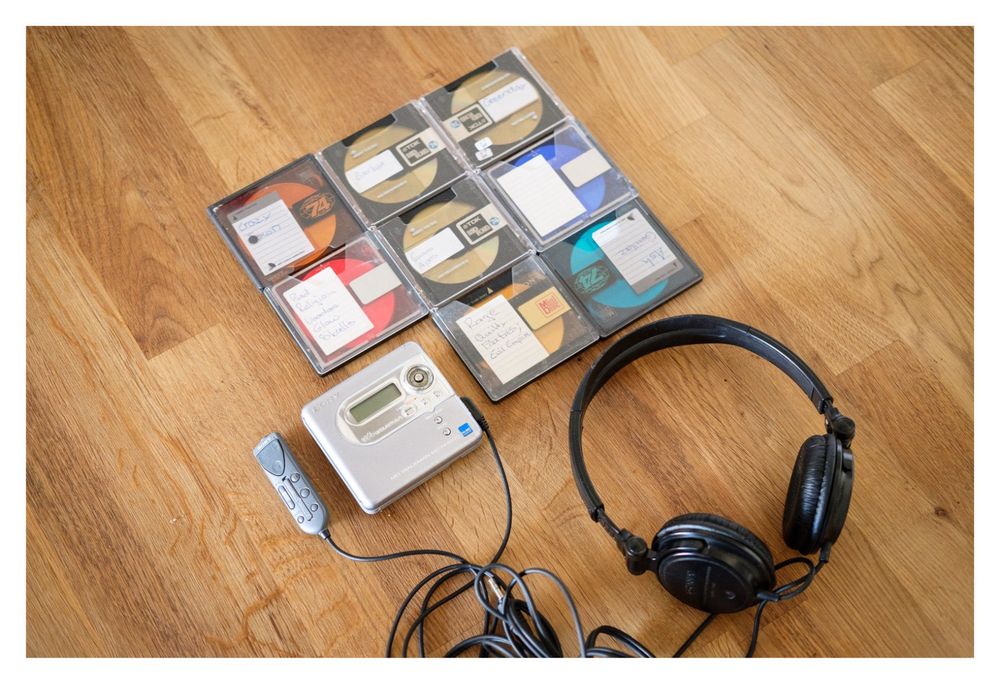 Sony MD Walkman + Sony Headphones + 8 MiniDisc (Gebraucht) in für CHF ...