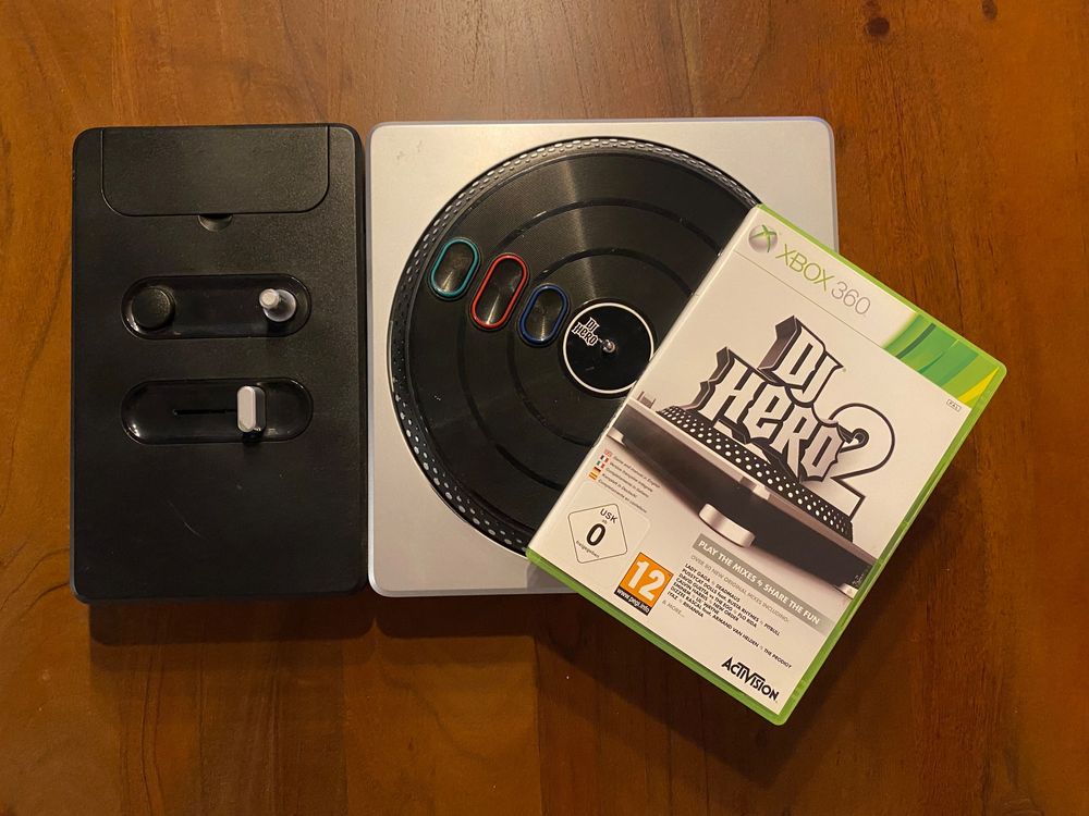 Xbox 360 DJ-Hero Turntable Controller inkl. DJ Hero 2 Spiel (Gebraucht ...