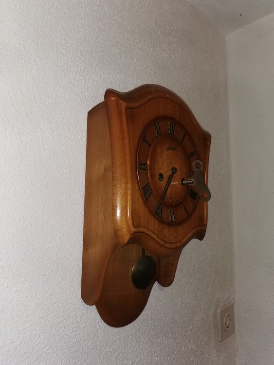 Wanduhr (Gebraucht) in Buch am Irchel für CHF 1 – nur Abholung auf Ricardo kaufen