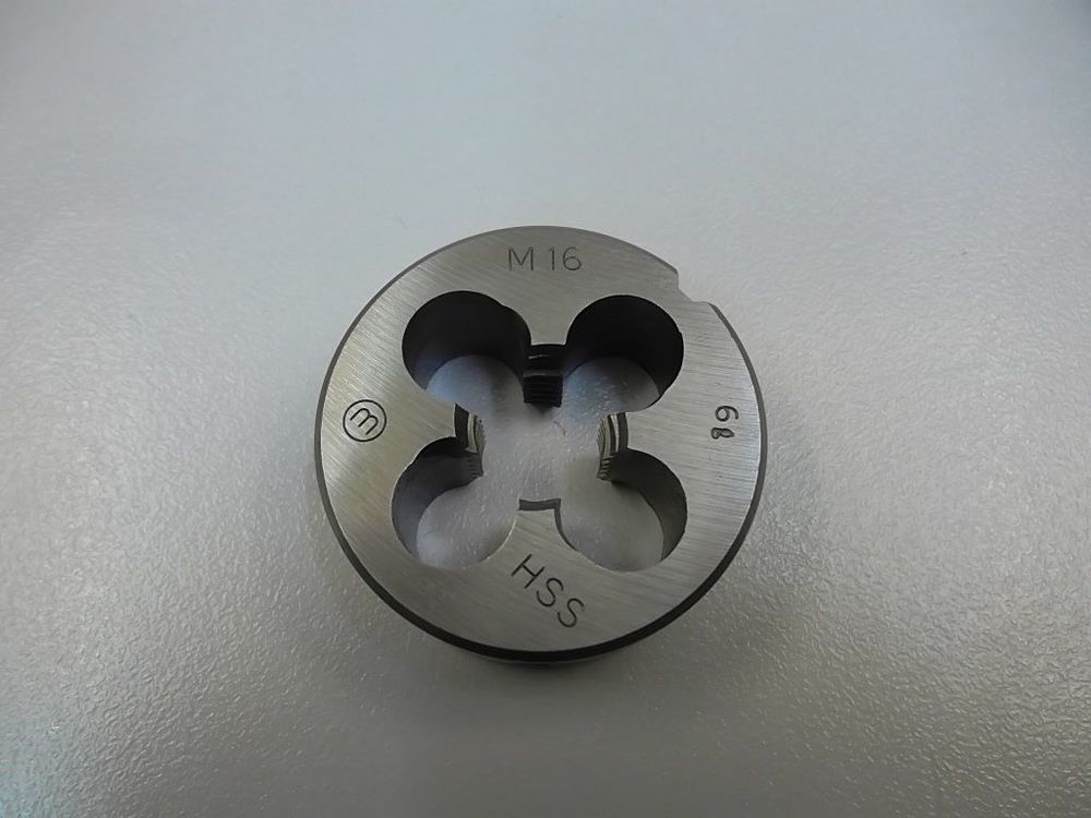 Schneideisen M16 (neu) (Neu und originalverpackt) in Dübendorf für CHF 14 – mit Lieferung auf ...