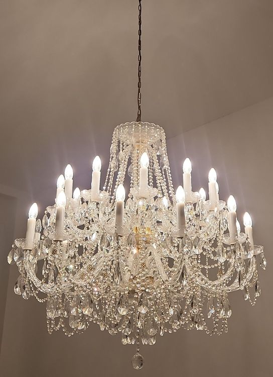 Prächtiger Kristall-Lüster, 24-flammig (Neu (gemäss Beschreibung)) in Aarburg für CHF 950 – nur ...