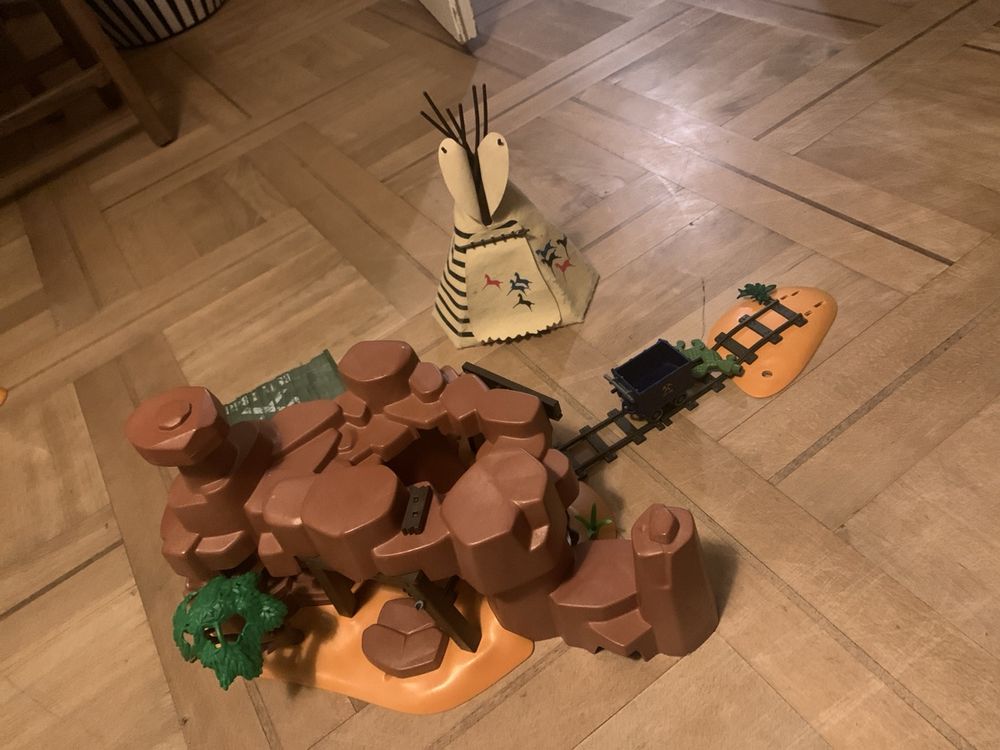 Playmobil gold mine 70948 (Gebraucht) in Zürich für CHF 7 – mit ...